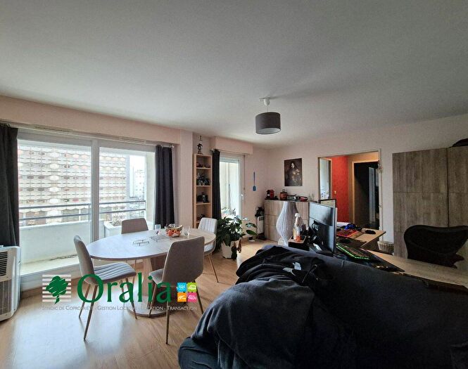 Appartement à louer - Clemenceau, Dijon - 2 pièces - 1 chambre