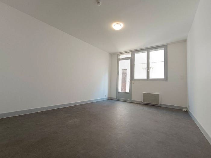 Appartement 1 pièce à louer à Centre Ville, Étampes