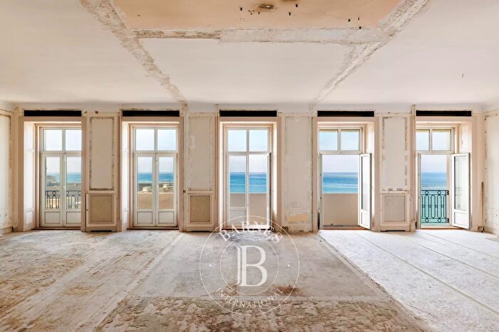 Appartement à vendre - Biarritz, Centre-ville Ouest - 5 pièces
