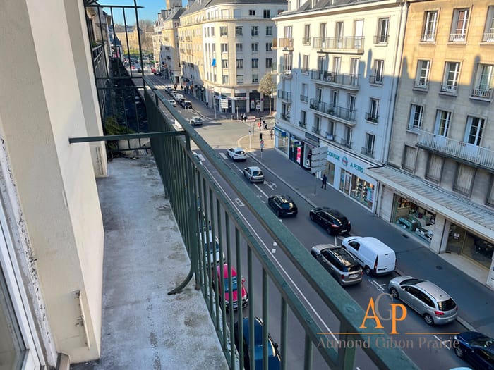 Caen, Saint-Jean : Appartement 2 pièces à louer