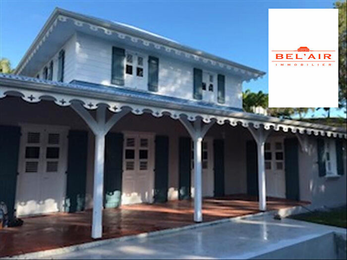 Maison à louer - Le François - 5 pièces - 4 chambres