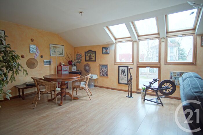 Maison à vendre - Créteil, Val de Brie - 7 pièces - 4 chambres