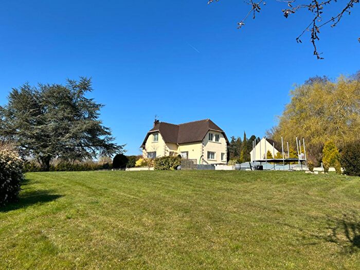 Maison à vendre - Marines - 7 pièces - 5 chambres