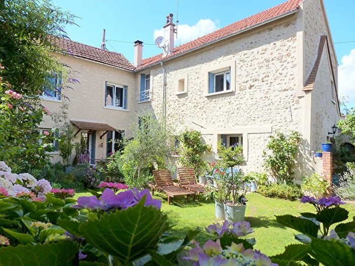 Maison à vendre - Mézières-sur-Seine - 9 pièces - 5 chambres