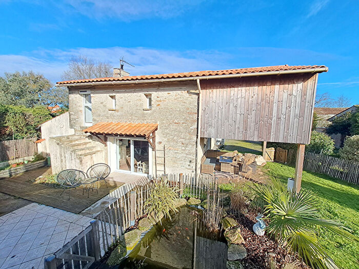 Maison à vendre - La Garnache - 4 pièces - 3 chambres