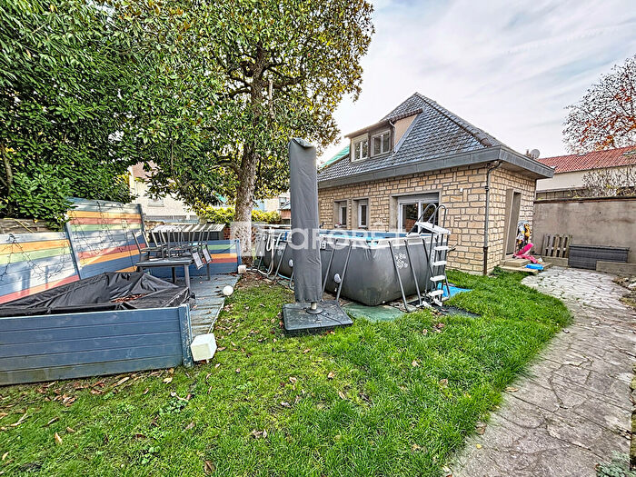 Maison à vendre - Villejuif, Centre-ville - 3 pièces - 2 chambres