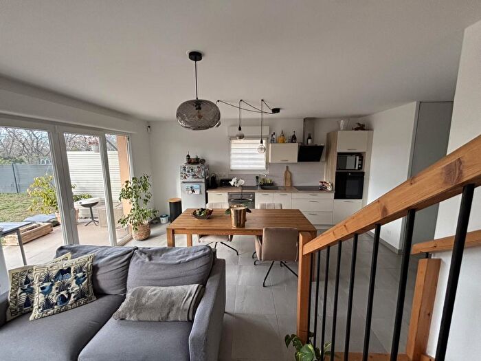 Maison à vendre - Pertuis - 4 pièces - 3 chambres