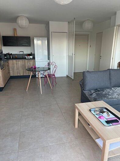 Saint Pierre-Centre Ville, Marignane - Appartement 2 pièces à louer