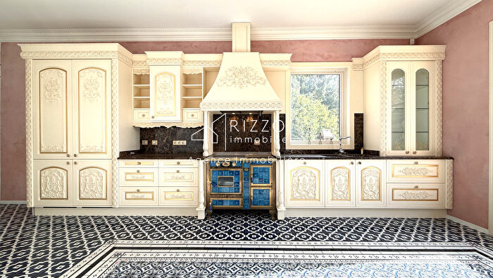 Maison à vendre - Gex - 20 pièces - 7 chambres