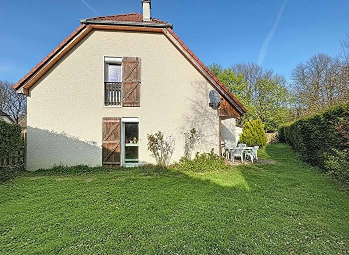 Maison à vendre - Ville-la-Grand - 5 pièces - 4 chambres