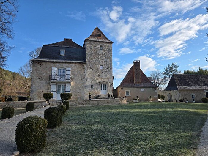 Maison 10 pièces à Périgueux, Saint-Georges, à vendre