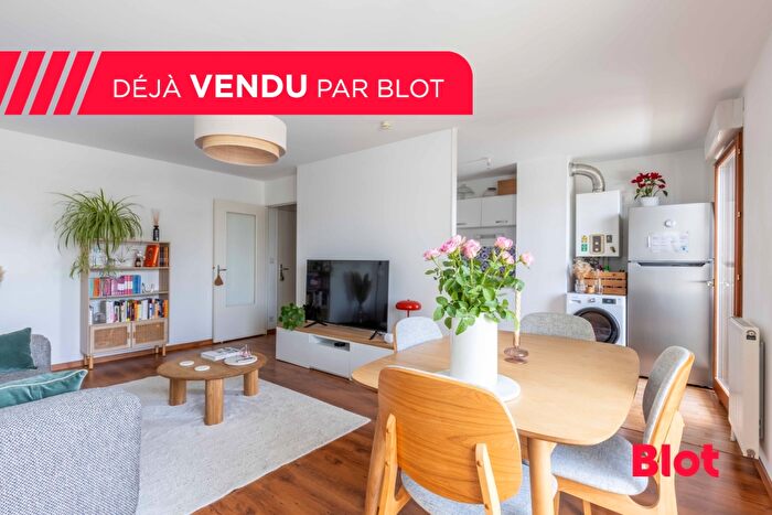 Appartement à vendre - Acigné - 3 pièces - 2 chambres