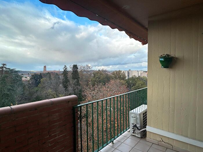 Appartement à louer - Albi, Centre-ville - 3 pièces - 2 chambres