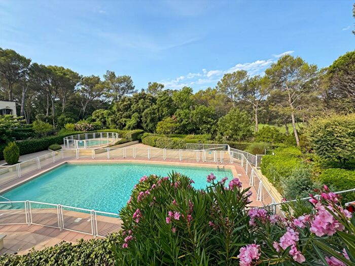 Saint-Raphaël, Valescure, Vaulongue : Appartement 2 pièces à vendre