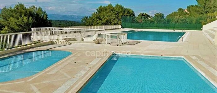 Mougins, Le Haut, Bréguières : Appartement 3 pièces à vendre