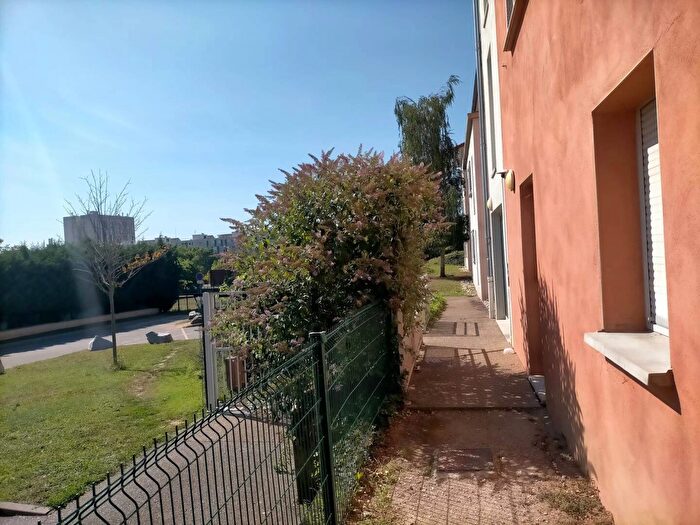 Champlong, Saint-Genis-Laval - Appartement 1 pièce à louer
