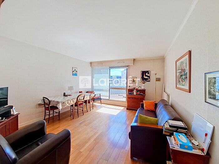 Cachan, Centre-ville : Appartement 3 pièces à vendre