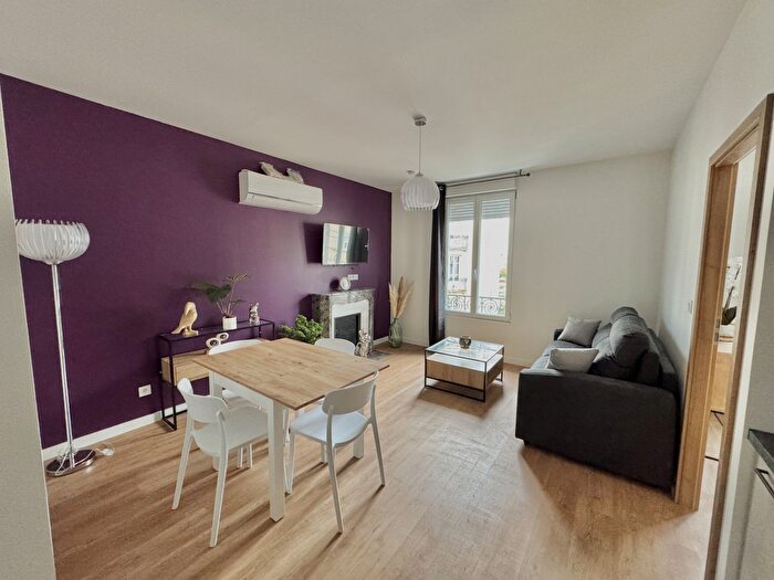 Appartement à louer - Dijon, Montchapet - 2 pièces - 1 chambre