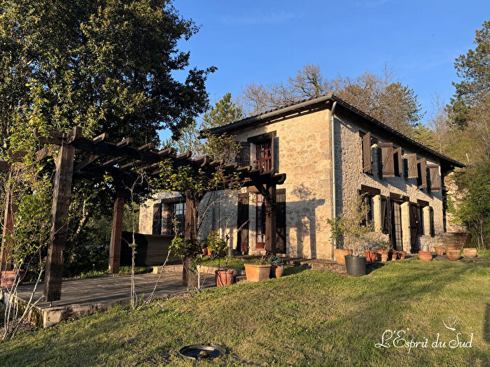 Maison 6 pièces à Vieux, à vendre