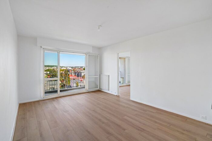 Noisy-le-Grand, Nord : Appartement 3 pièces à vendre