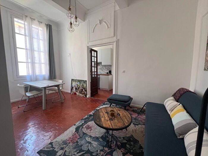 Appartement 2 pièces à Aix-en-Provence, Centre-ville, à louer