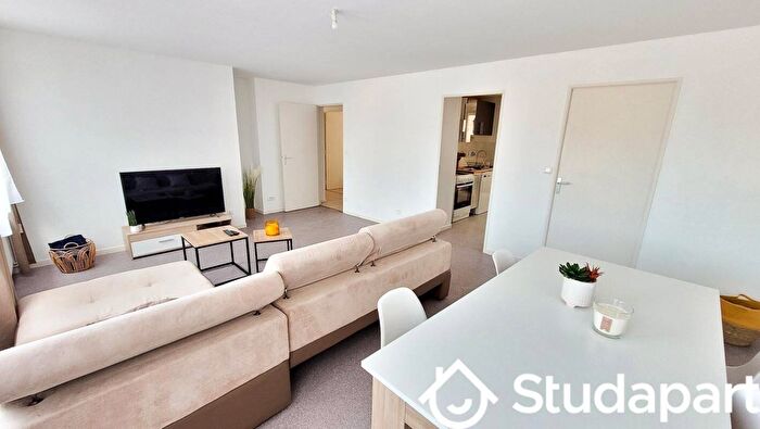 Bollé-Sainte Croix-Mutuelles, Le Mans - Appartement 1 pièce à louer