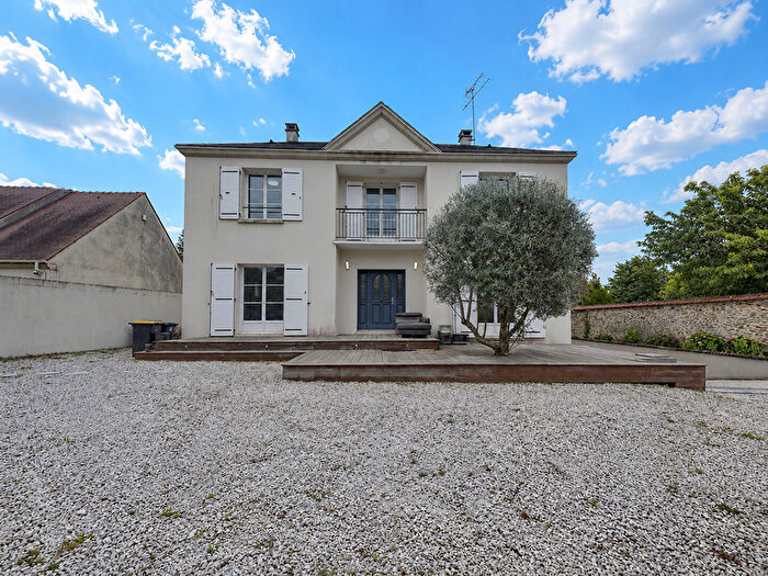 Chaumes-en-Brie : Maison 6 pièces à vendre