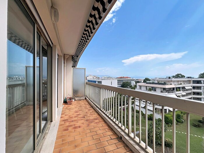 Appartement 3 pièces à vendre - Antibes, Juan-les-Pins, Le Cap