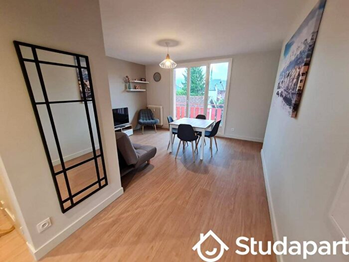 Appartement à louer - Abbaye, Grenoble - 1 pièce - 4 chambres