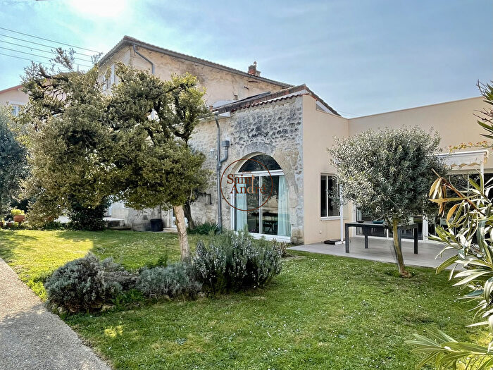 Maison 7 pièces à vendre à Angoulême