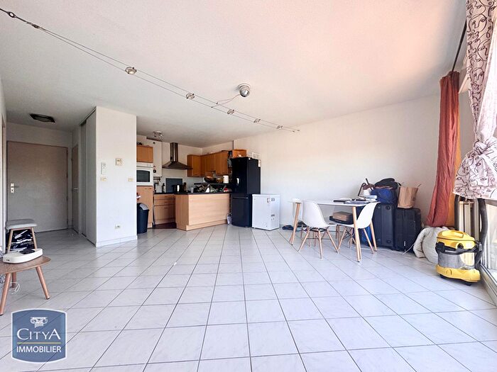 Appartement 2 pièces à louer - Nîmes, Vacquerolles, Golf