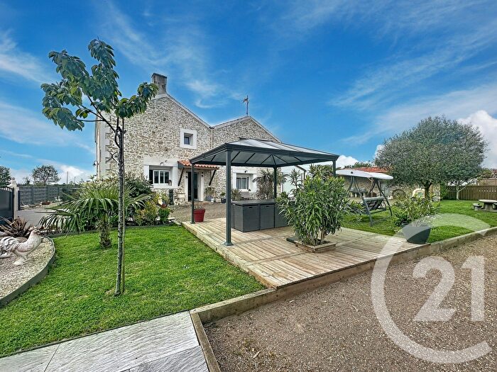 Mareuil-sur-Lay-Dissais : Maison 6 pièces à vendre