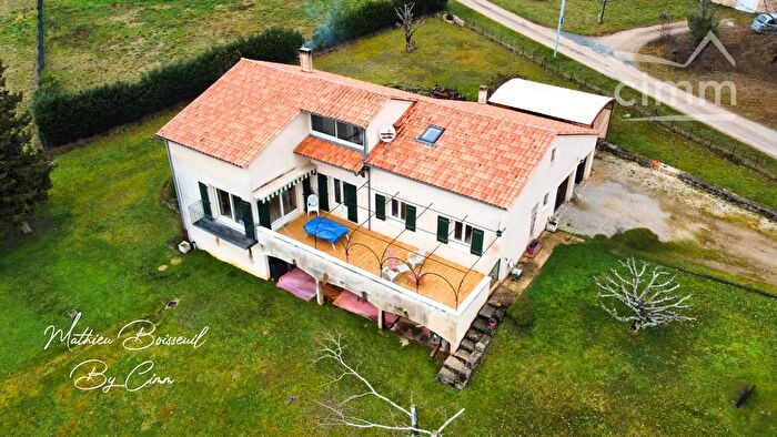 Maison à vendre - Auriac-du-Périgord - 7 pièces - 4 chambres