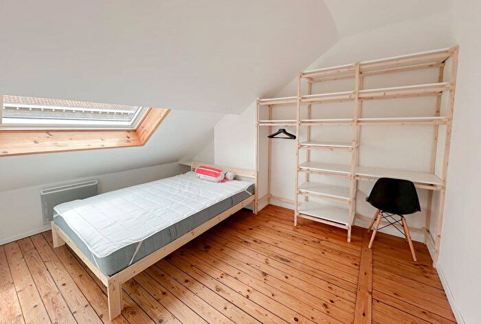 Appartement à louer - Hellemmes-Épine Mont de Terre, Lille - 5 pièces - 4 chambres