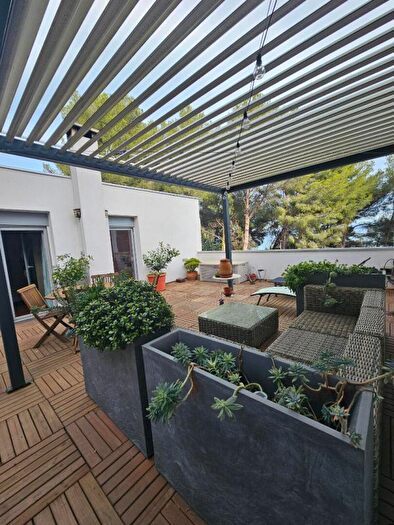 Appartement à vendre - Martigues, Figuerolles, Touret de Vallier - 6 pièces - 5 chambres