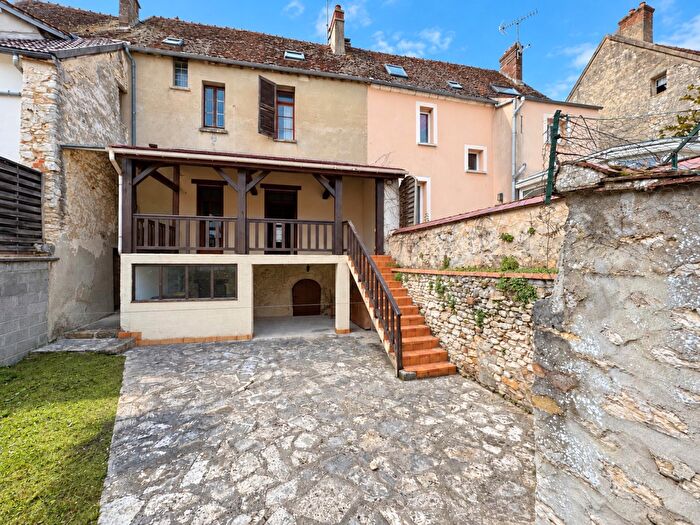 Maison 6 pièces à vendre à Donnemarie-Dontilly