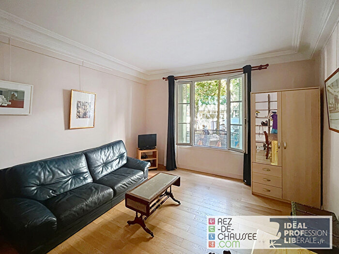 Appartement 1 pièce à Paris 18ème, Montmartre, Sacré Coeur, Abbesses, à vendre