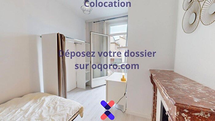 Appartement à louer - Crêt de Roc, Saint-Étienne - 5 pièces - 4 chambres