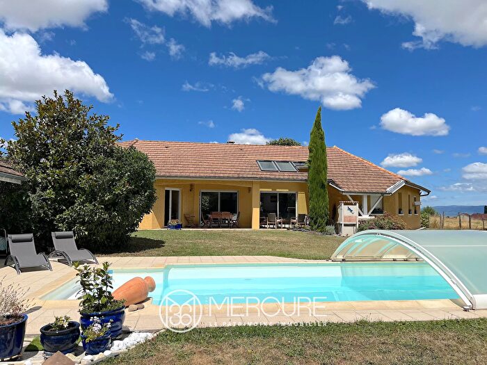 Maison à vendre - Les Abrets - 10 pièces - 6 chambres