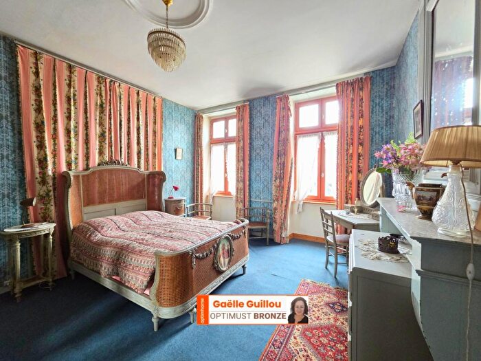 Appartement 7 pièces à Saint-Pol-de-Léon, à vendre