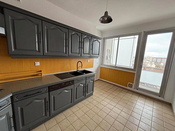 Mermoz, Lyon 8ème arrondissement : Appartement 4 pièces à louer