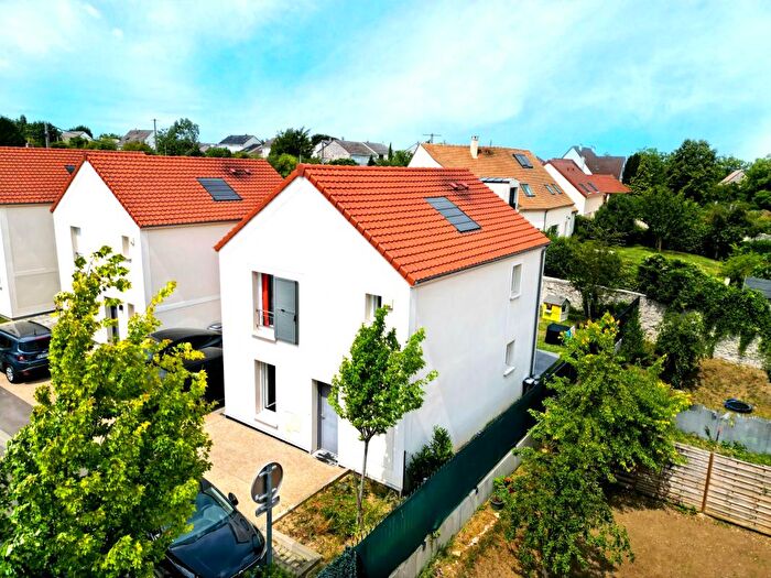 Maison à vendre - Épône - 5 pièces - 4 chambres