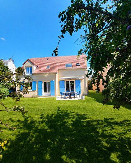 Maison 6 pièces à Chatou, Nord, à vendre