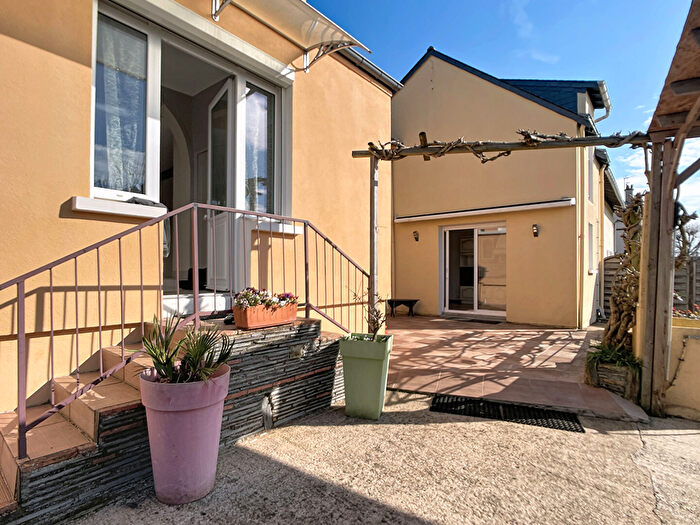 Maison à vendre - Trélazé - 7 pièces - 4 chambres