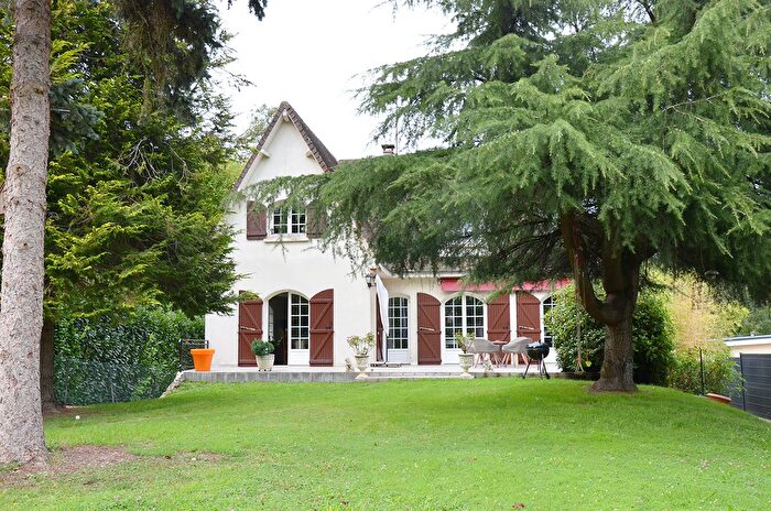 Maison 6 pièces à Dampierre-en-Yvelines, à vendre