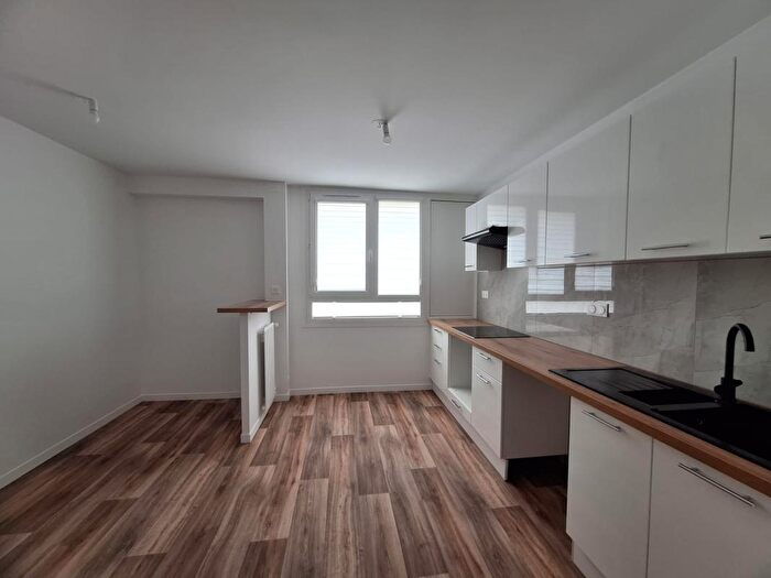 Appartement 3 pièces à Trappes, Centre-ville, Jaurès, Gare, à vendre