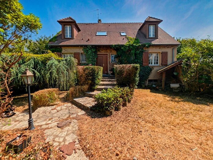 Maison 7 pièces à vendre à Saint-Cyr-l'École, Gérard Philippe