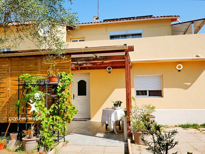 Maison à vendre - Lunel, Route de Nïmes - 5 pièces - 4 chambres