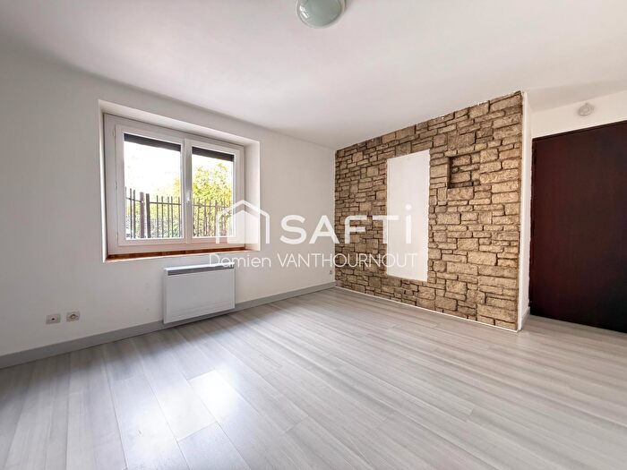 Saint-Étienne-de-Crossey : Appartement 1 pièce à louer