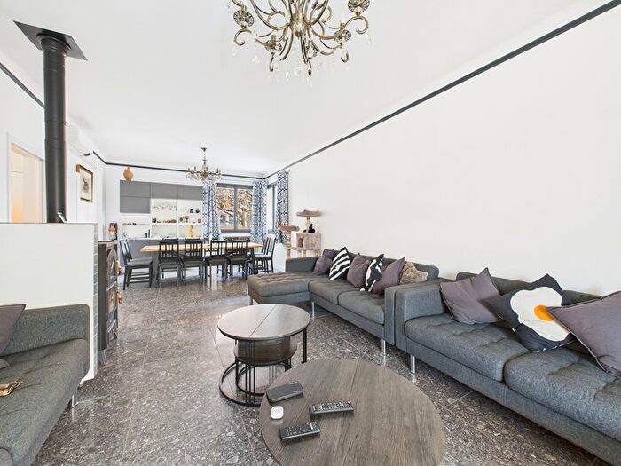 Maison à vendre - Villemomble, Marnaudes - 8 pièces - 5 chambres